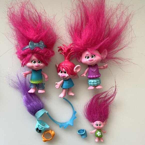 Dreamworks | Toys | Trolls Stylin Poppy Fashion Dollslot Of Mini Trolls ...
